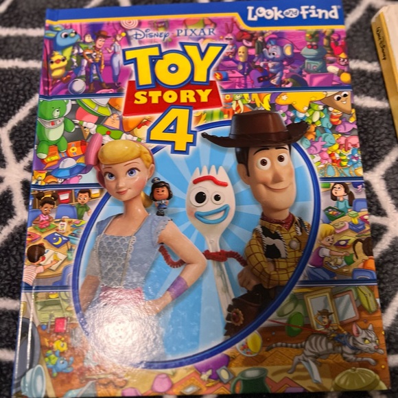 Disney | Toys | Disney Toy Story 4 Look And Find Book | Poshmark